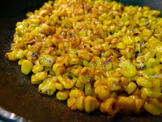Roasted Corn Kernels with Garlic Butter | food comas
