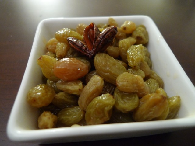 Wine-Steeped Golden Raisins | food comas